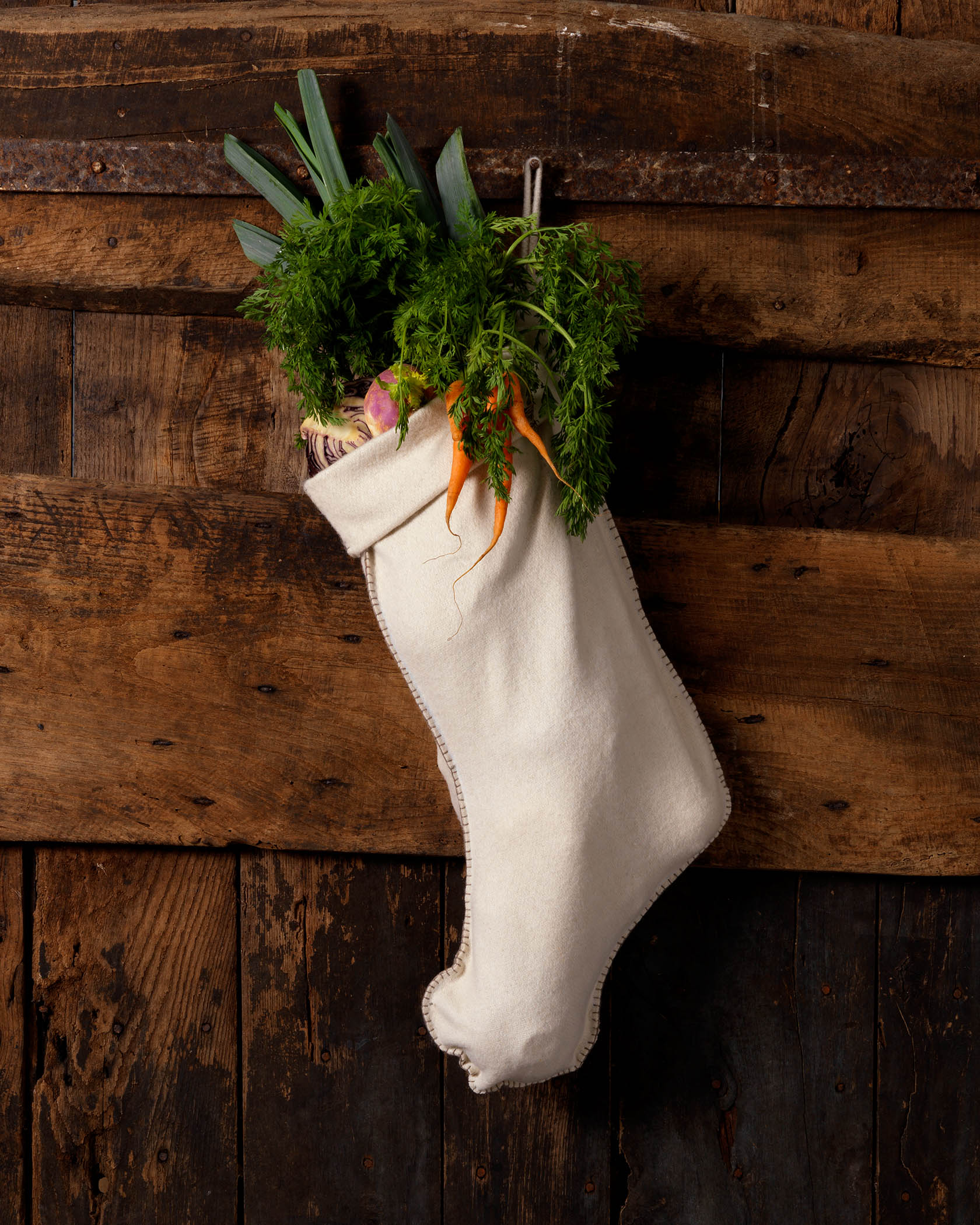 Packshot Factory - Fruits and vegetables - Daylesford Christmas stocking