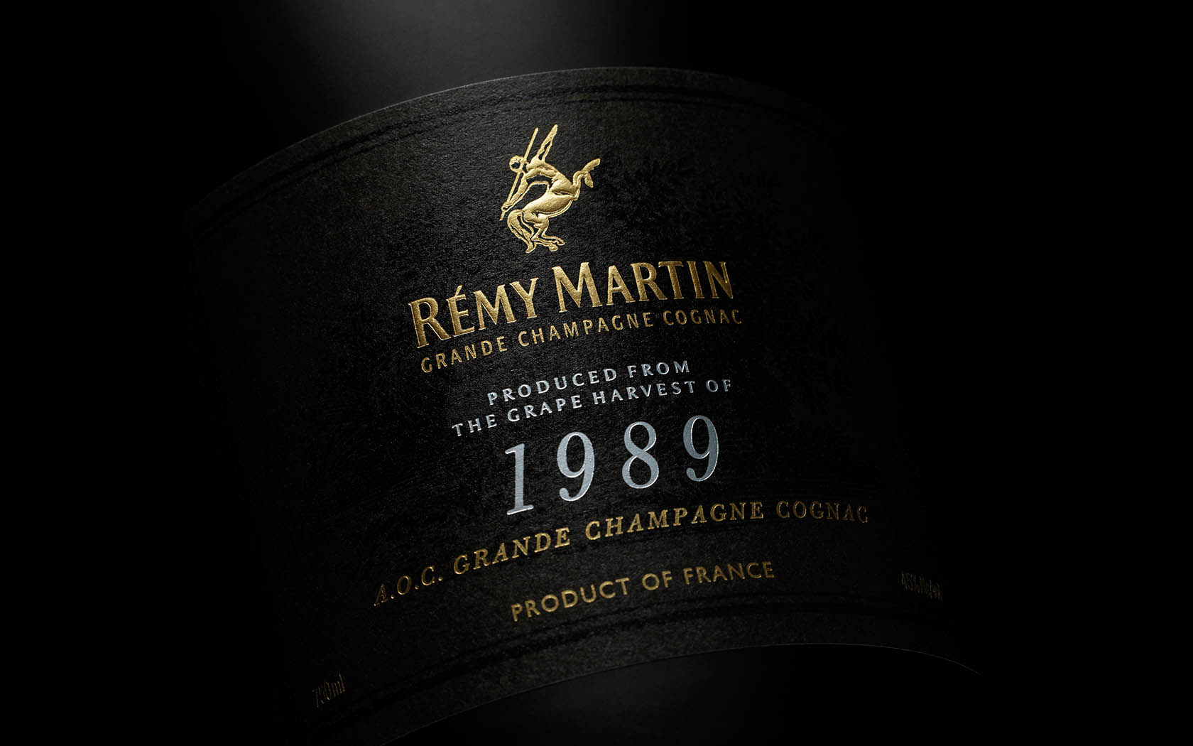 Packshot Factory - Whisky - Remy Martin Champagne Cognac bottle